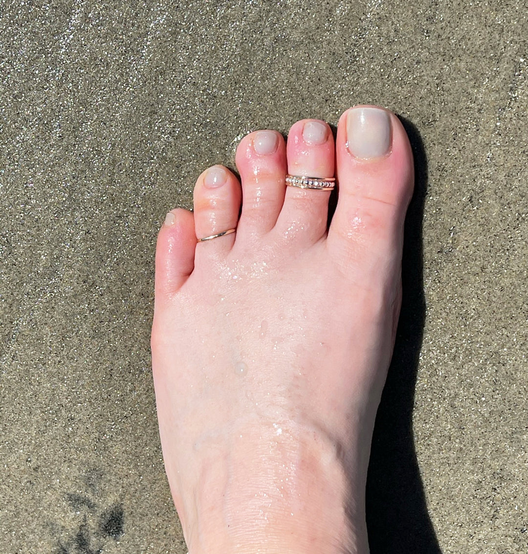 Skinny Bands and Bee Bee Stack Toe Rings – www.ToeRings.com